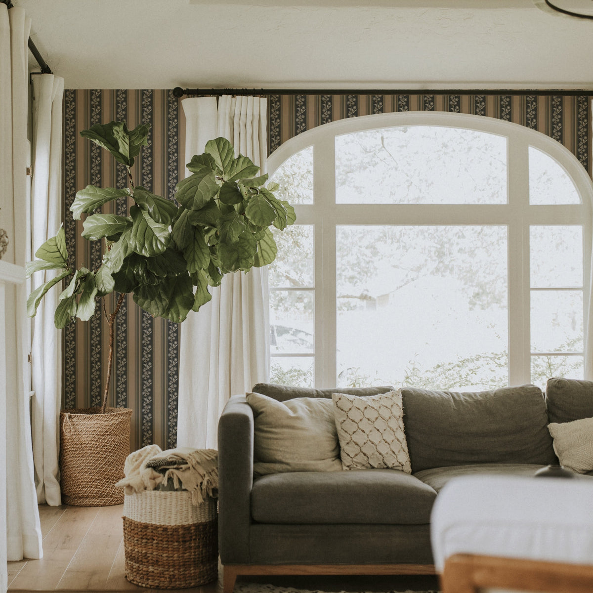 Auggie Wallpaper by Bloomery Decor – Loomwell Home Goods